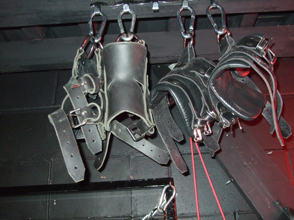 Mistress Medusa Hertfordshire Mistress - Dungeon